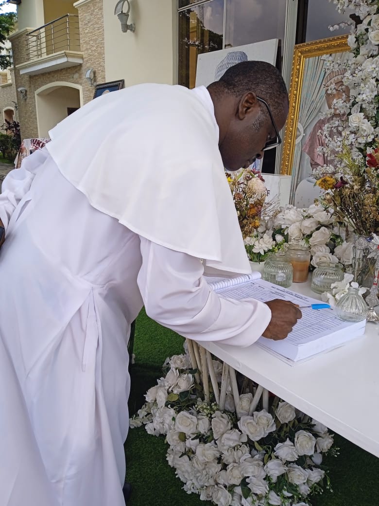 Fr. Mike Umoh visits Raymond Dopkesi Home - NIGERIA CATHOLIC NETWORK
