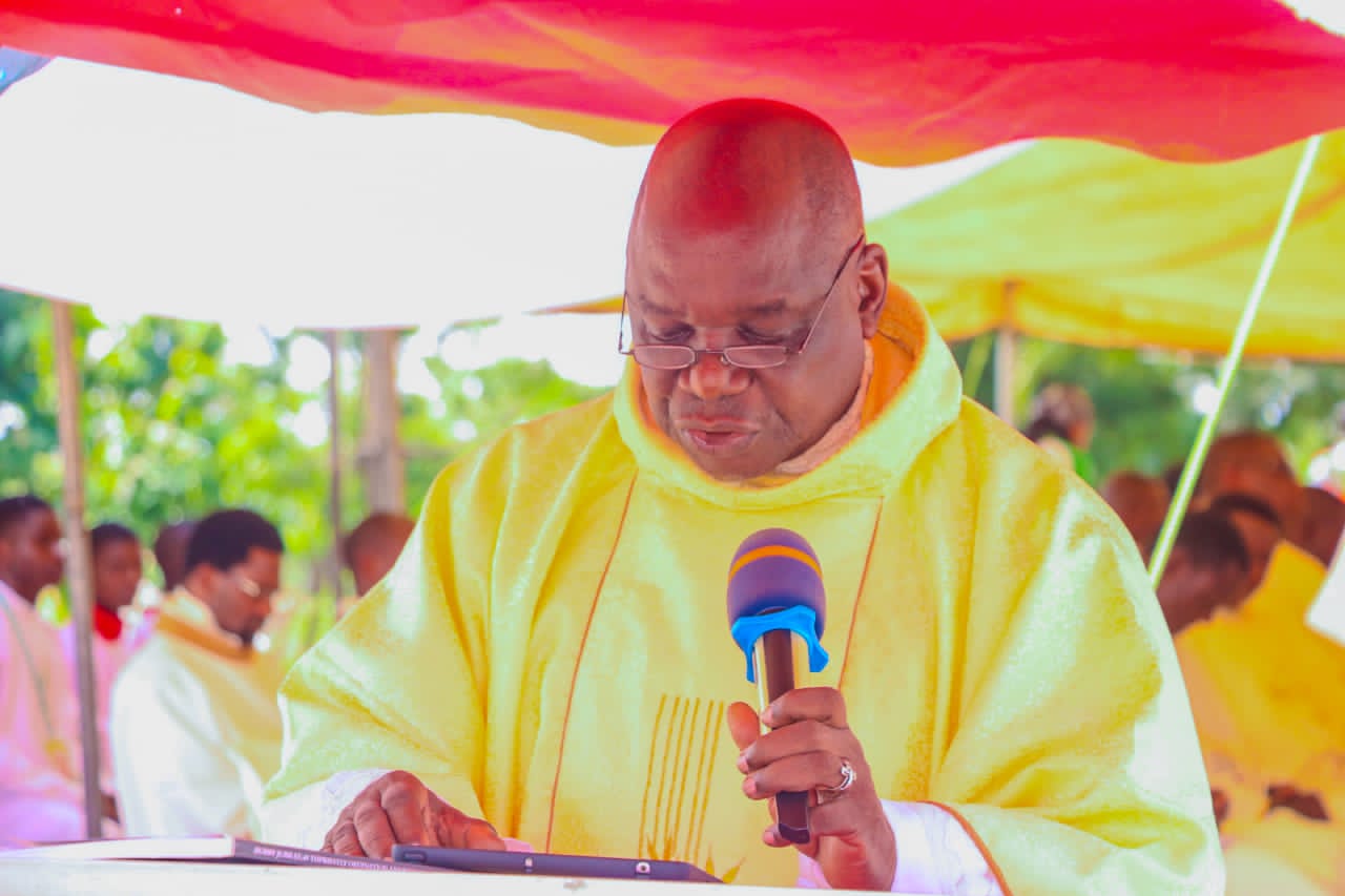 Msgr Gotan's homily at the 40th Priestly Ordination anniversary of Most ...